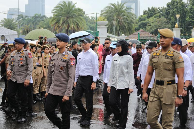 Gubernur dan Wakil Gubernur Lampung Terpilih Mirza-Jihan Ikuti Gladi Bersih Pelantikan Kepala Daerah